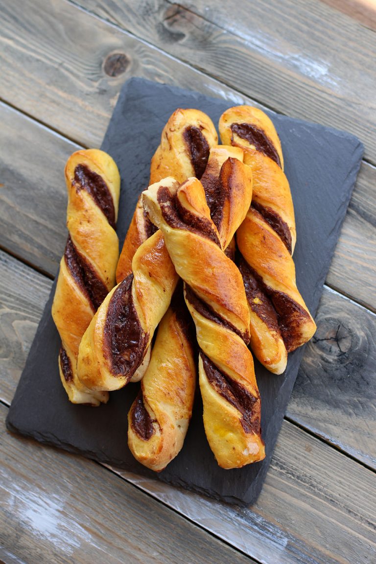 Rasucite cu ciocolata | Masa in Familie